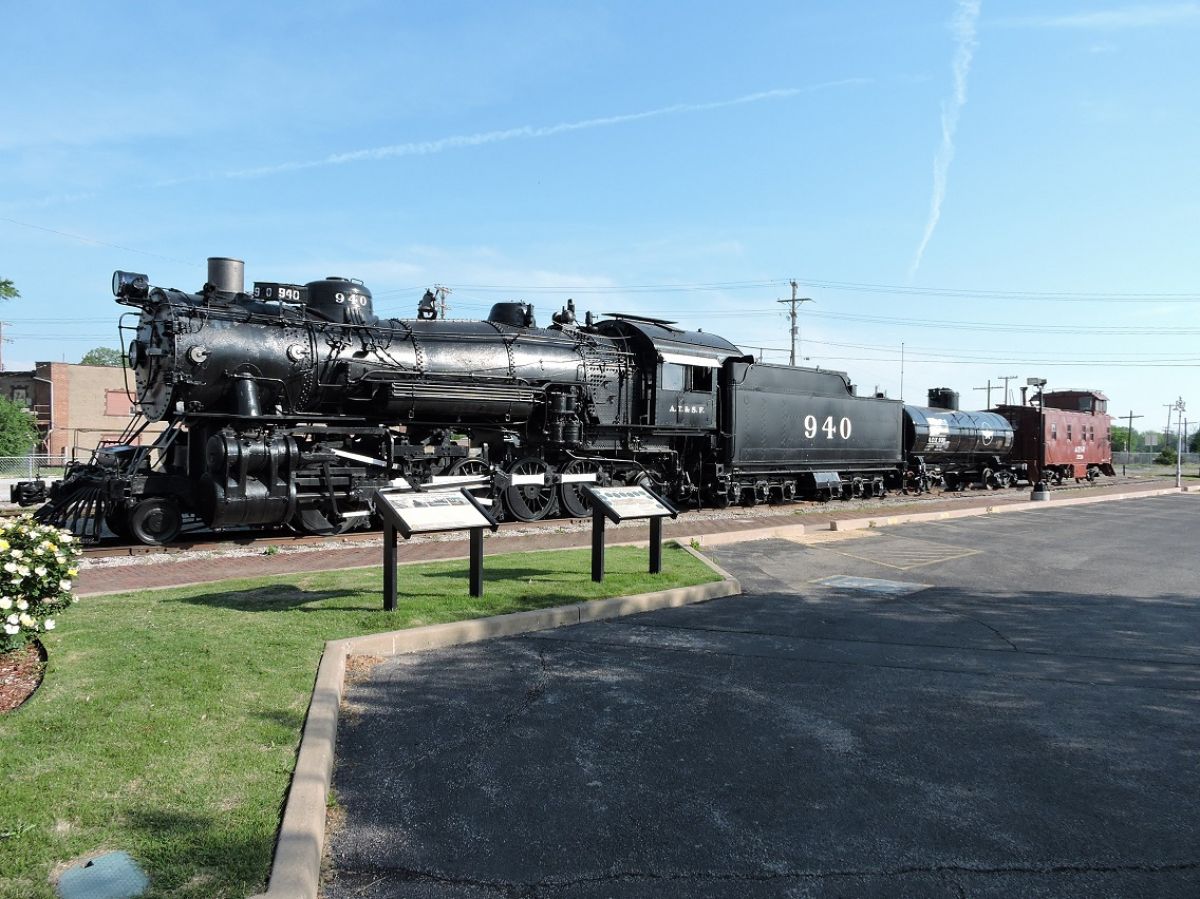 1903 Santa Fe Engine, 1914 Oil Tank Car, 1948 Caboose and Depot ...