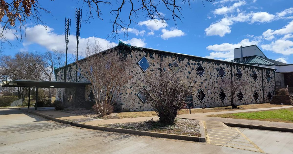 Bruce Goff's Redeemer Lutheran Church Educational Building | Explore ...